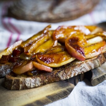 Cinnamon Apple Toast | Feasting At Home