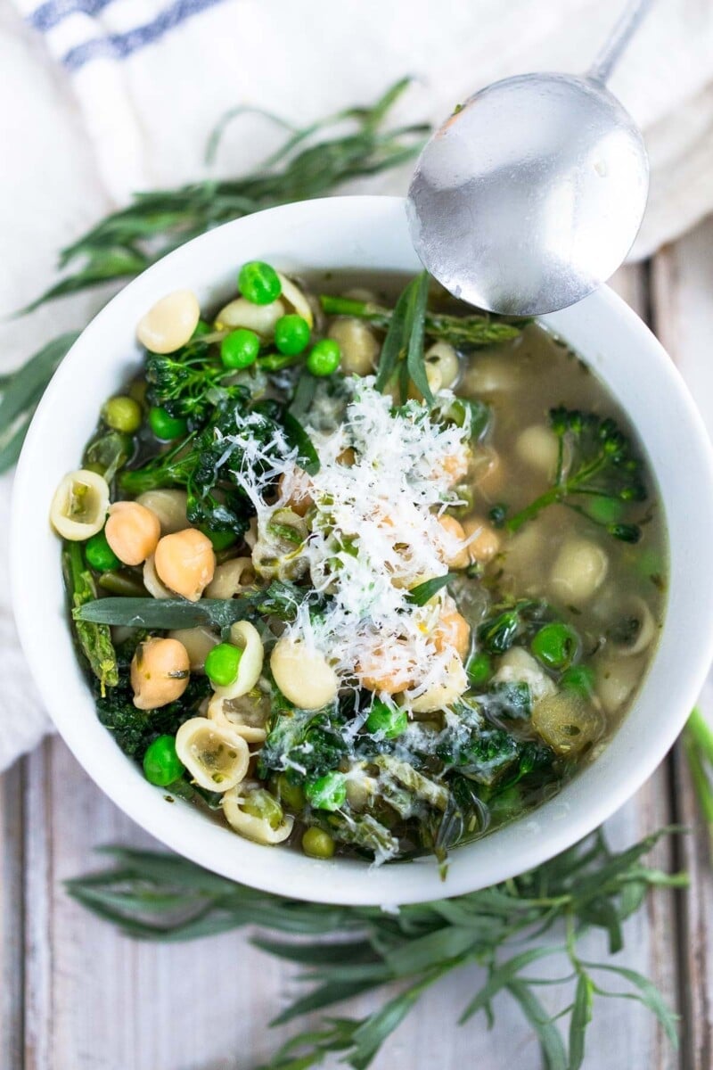 Easy Spring Minestrone Soup with Chickpeas