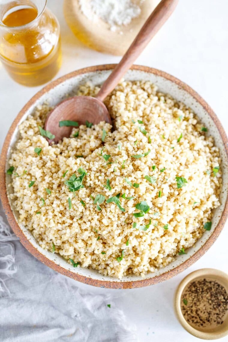 Fluffy Herbed Quinoa Recipe - Feasting At Home