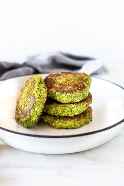 Broccoli Quinoa Cakes | Feasting At Home