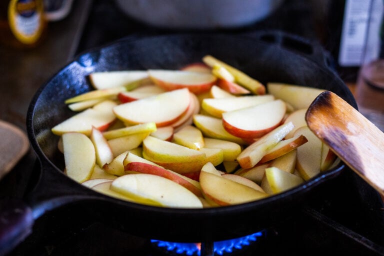 Pannekoeken Recipe (Baked Dutch Apple Pancake) | Feasting At Home