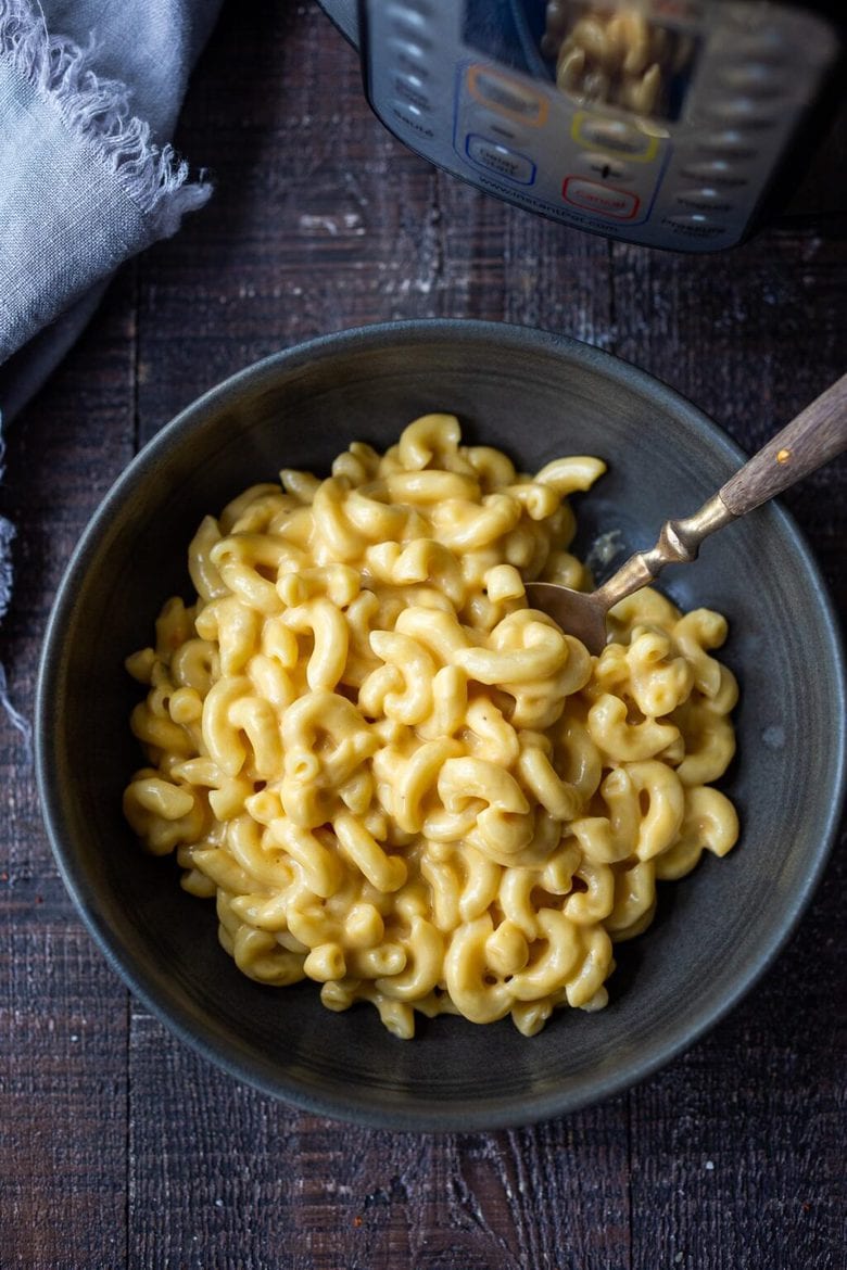 Instant Pot Mac and Cheese | Feasting At Home