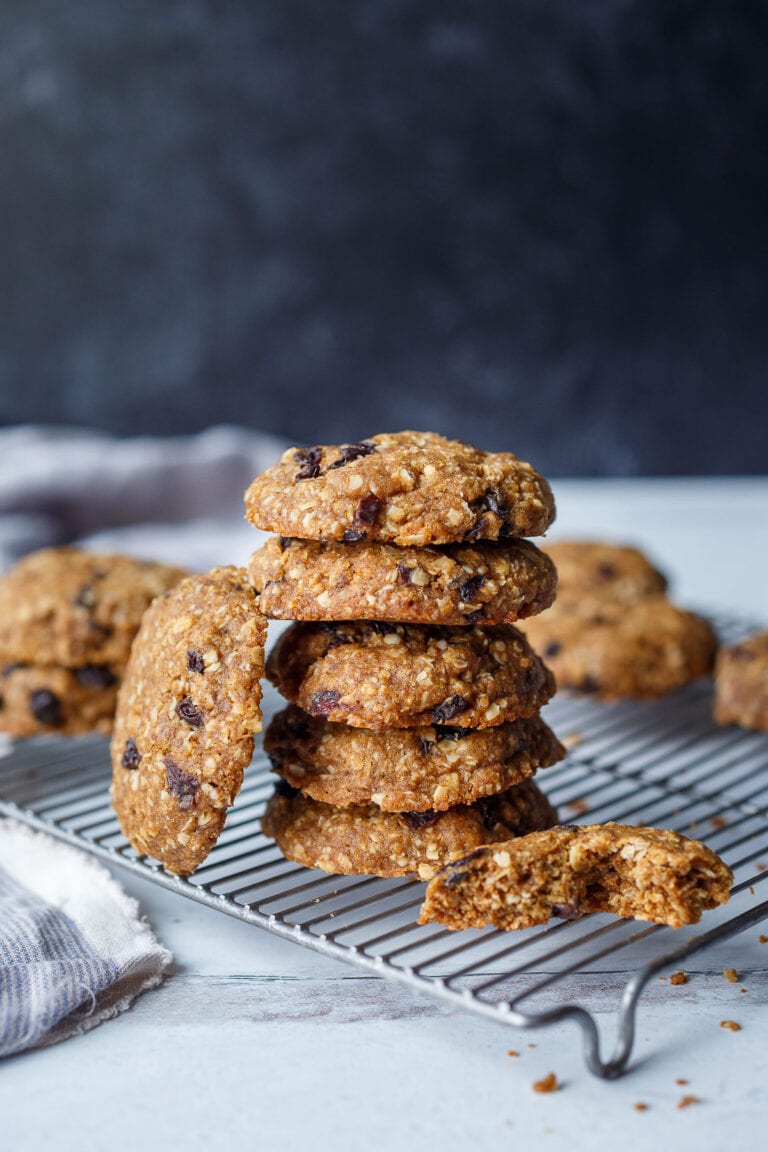 Soft and Chewy Oatmeal Raisin Cookies (Vegan & Gluten-Free)