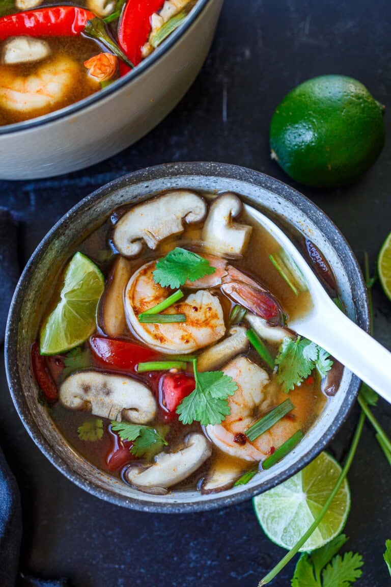 Tom Yum Soup (Thai Soup) | Feasting At Home