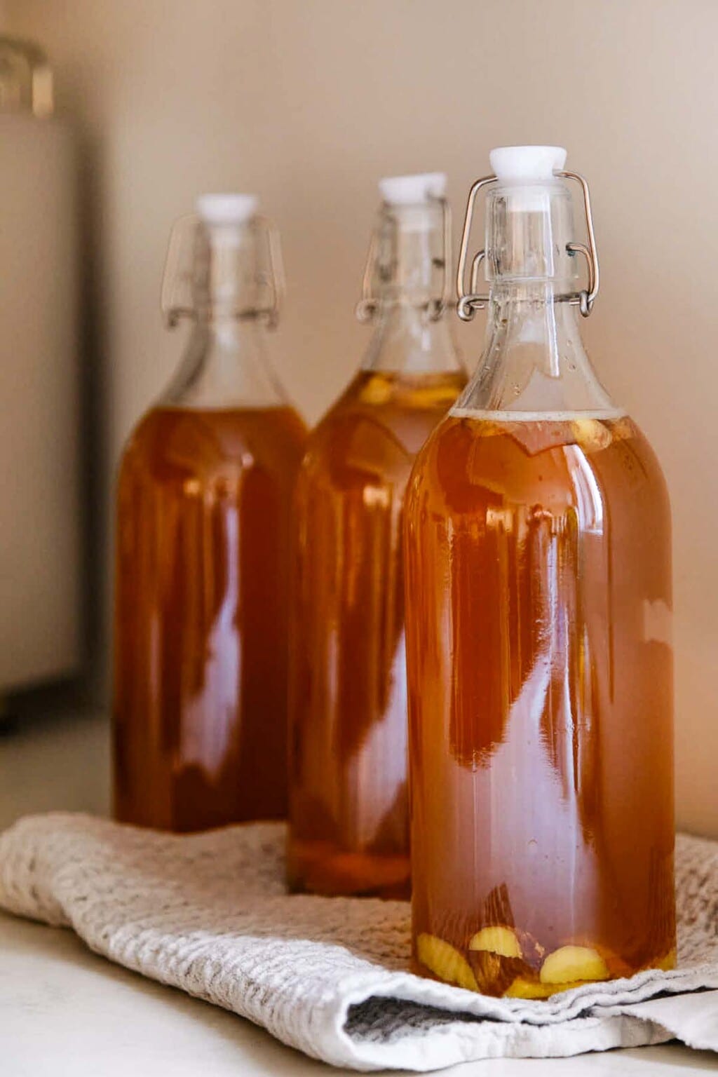 How to Make Homemade Kombucha (A Simple Guide) | Feasting At Home