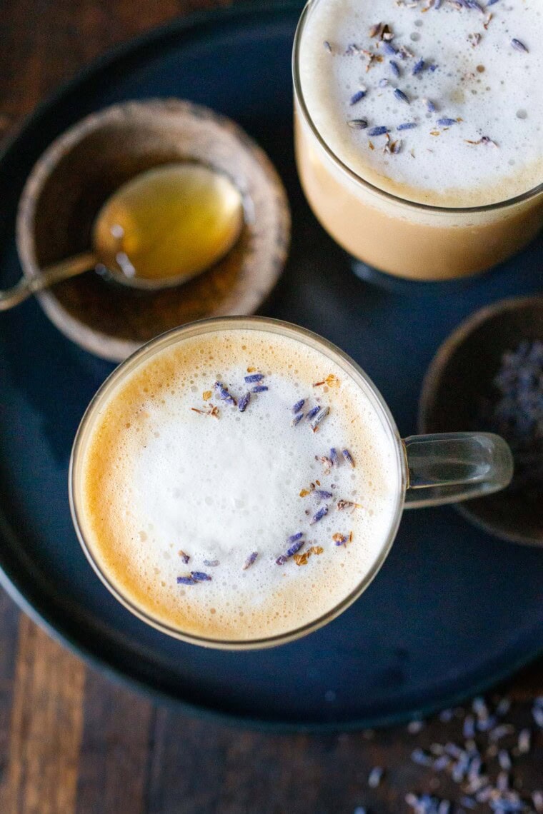 Cozy London Fog Latte Recipe (aka Earl Grey Tea Latte) - Feasting At Home