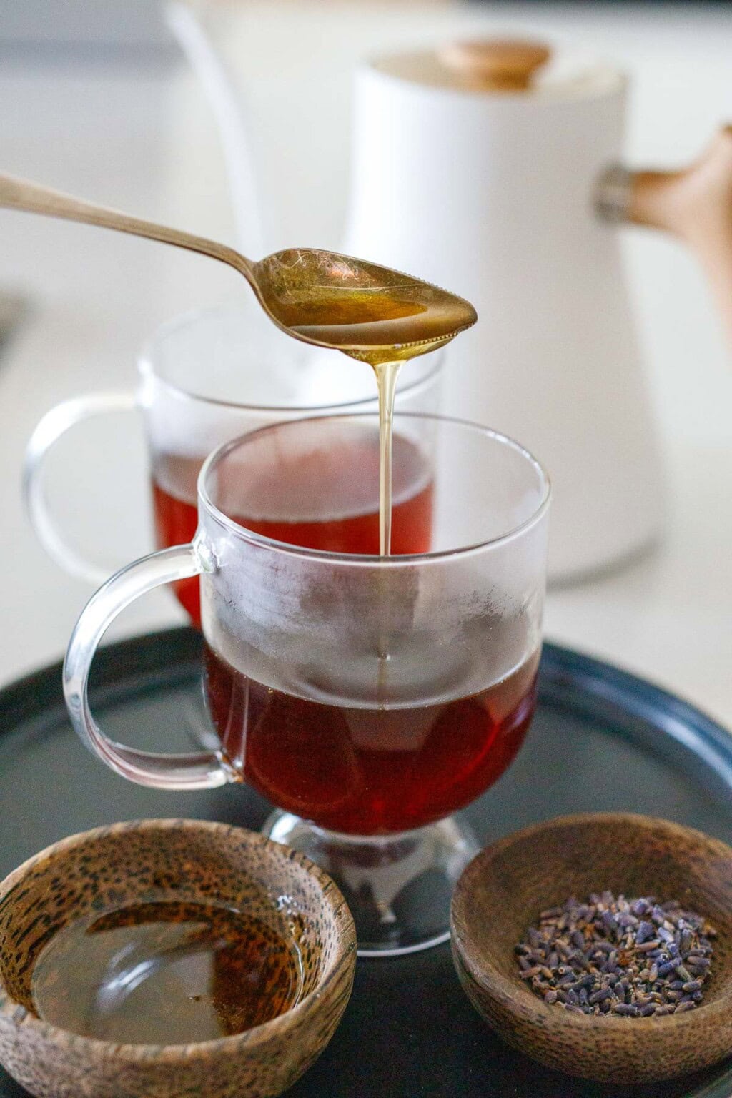 Cozy London Fog Latte Recipe (aka Earl Grey Tea Latte) - Feasting At Home